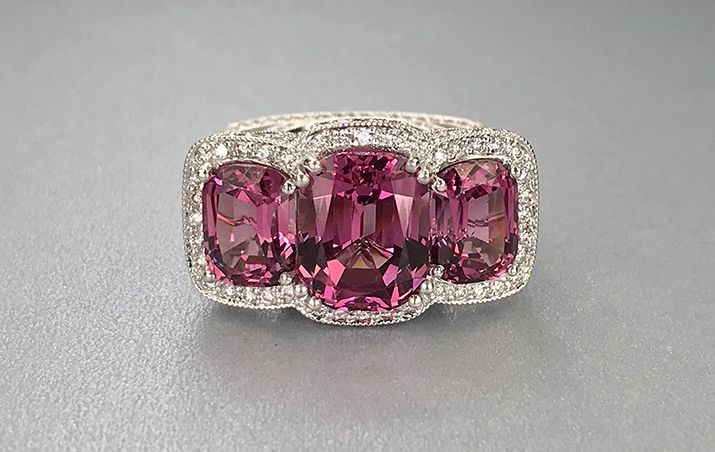 Garnet Buying Guide: History, Quality, Best Garnet Engagement Rings ...